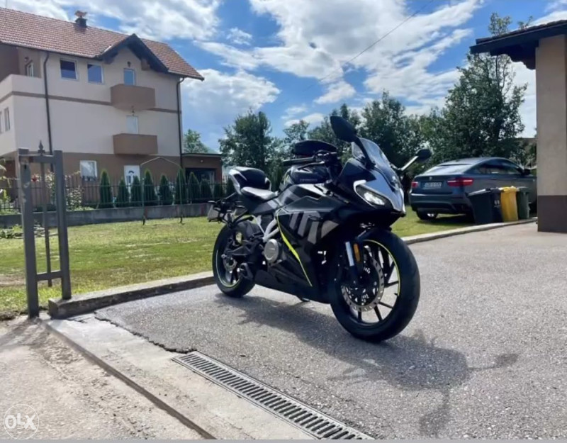 Cfmoto 300sr cf moto 300 sr - Motocikli - OLX.ba