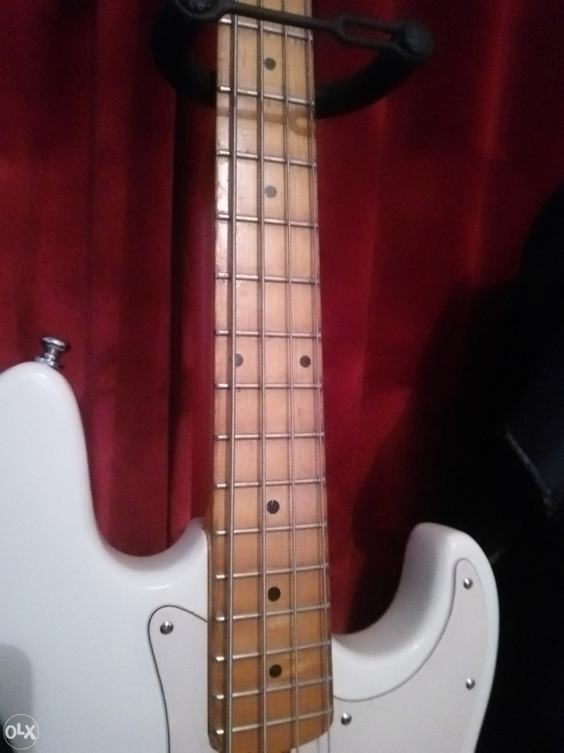 Musima Action 80s Bass, Istočna Njemačka (RARITET) - Bas gitara - OLX.ba