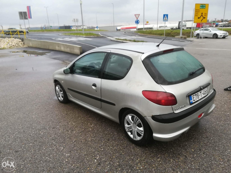 Peugeot Pezo 206 2.0 hdi 66kw DIJELOVI - Automobili u dijelovima - OLX.ba