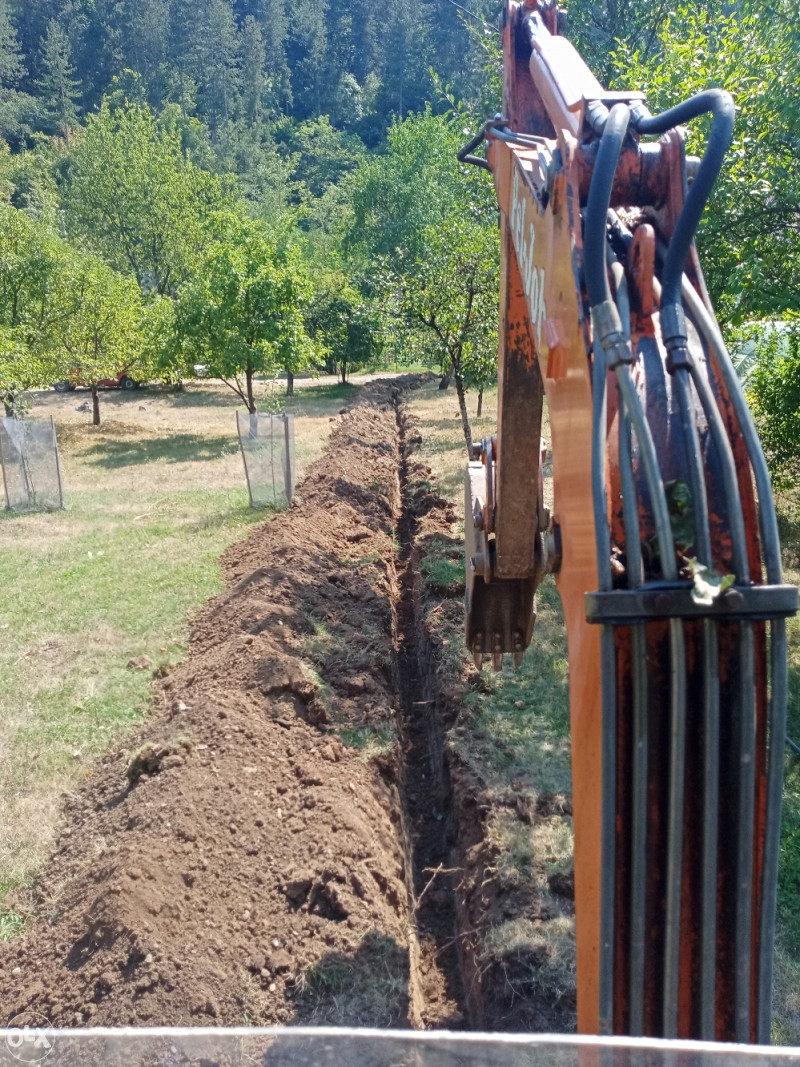 Iskopi mini bager,skip,prevoz,sanacija puteva - Rušenja, iskopni i ...