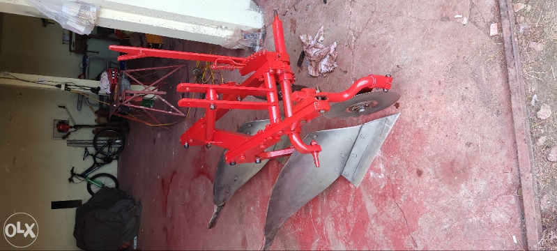 IMT Plug 756 12" NK pogledajte na linku plugove - Plugovi - OLX.ba