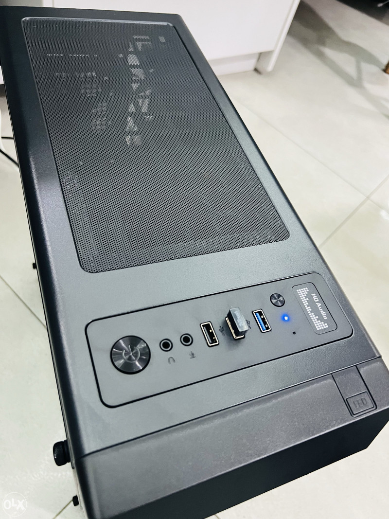 Centralna jedinica / Racunar 8Gb Graficka - Desktop Računari - OLX.ba