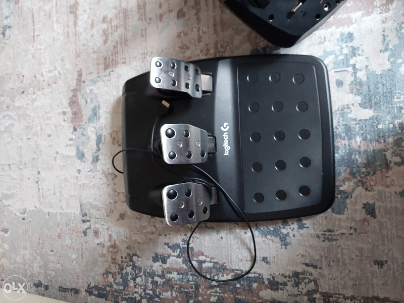 Volan [PC/XBOX] [volan + menjac] - Volani za PC i konzole - OLX.ba