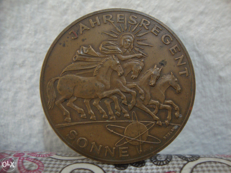 Stara kovanica "Kalendar" 1982 - Kovanice - OLX.ba